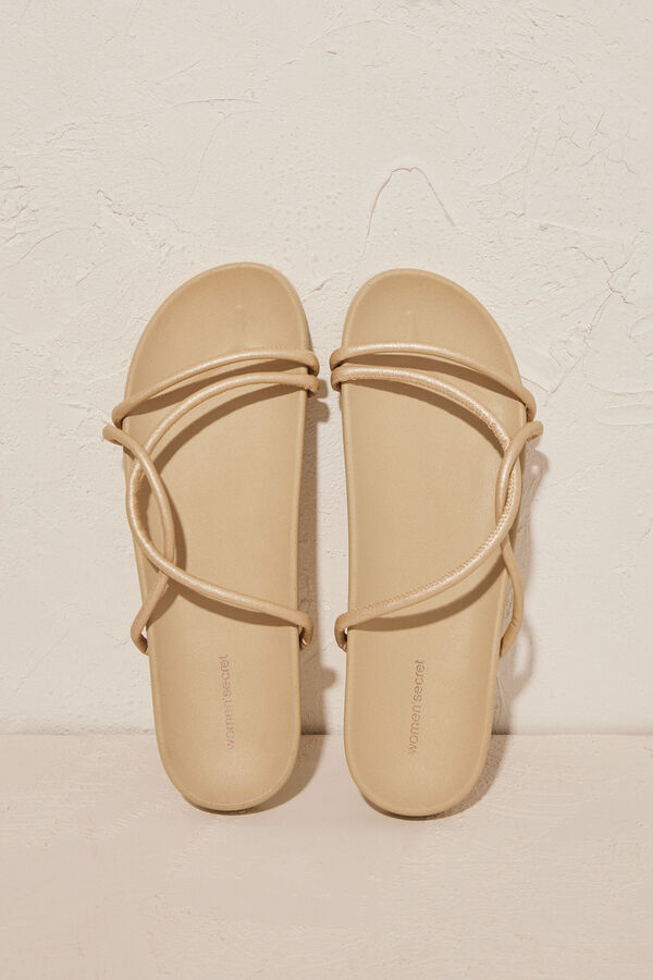 Chanclas entrelazadas extra-confort | Chanclas de mujer | WomenSecret