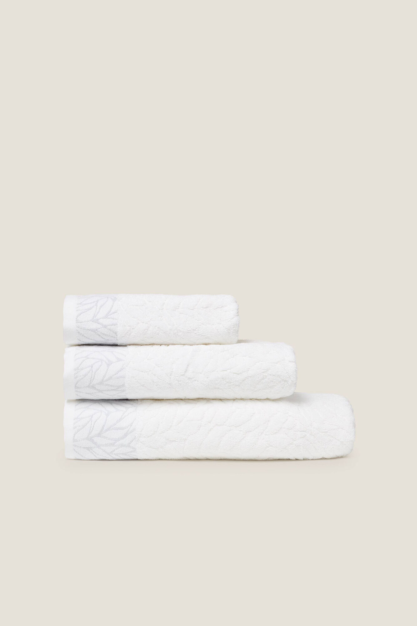 Toalla Rizo Jacquard Hojas | Textil para baño | WomenSecret