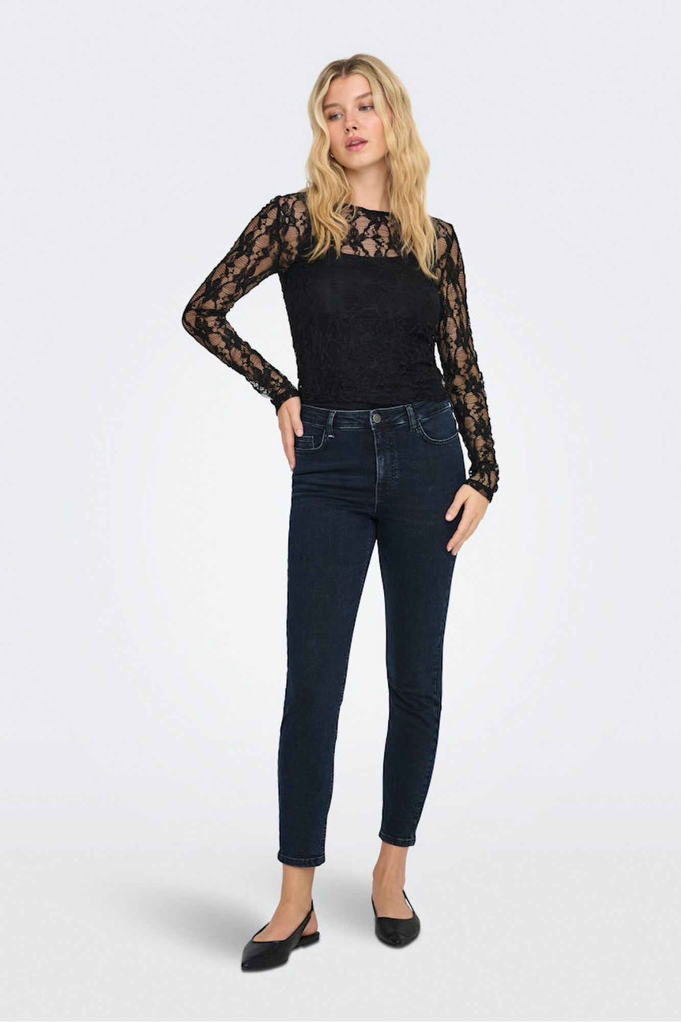 long sleeve lace top | Koszulki dla kobiet | WomenSecret