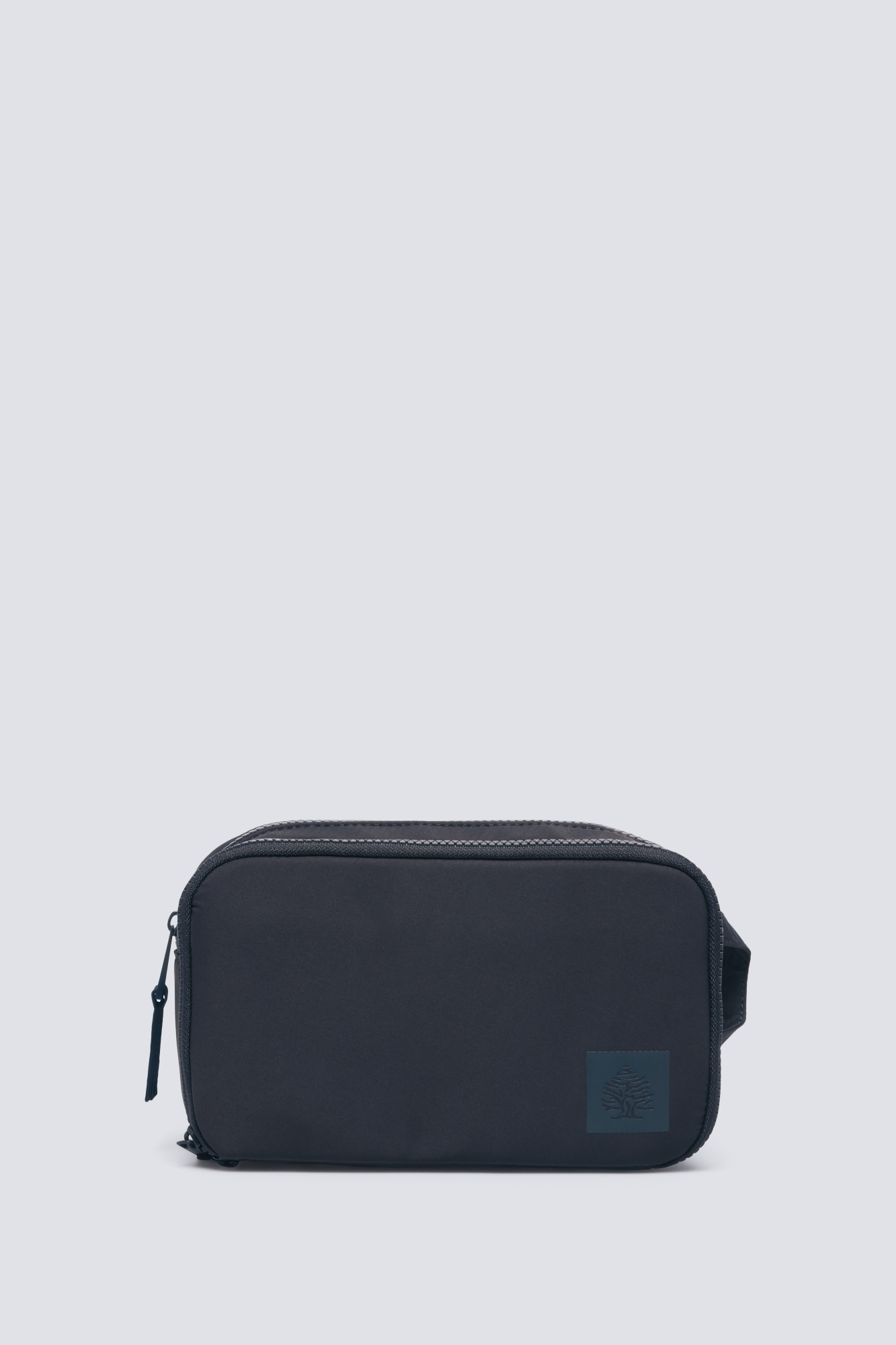 Grey recycled polyester vanity case | Torby kosmetyczne męskie ...