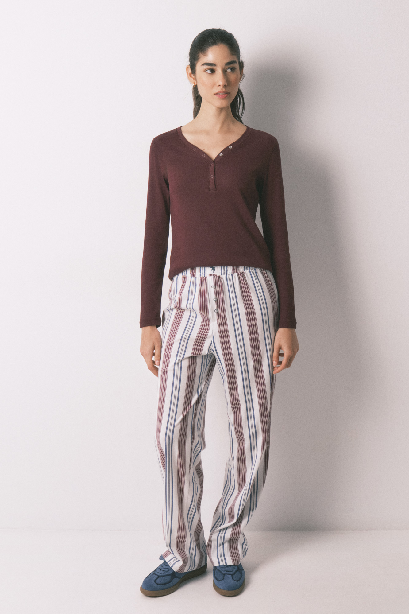 Bordo 100% pamučne prugaste duge pantalone | Ženske pantalone | WomenSecret