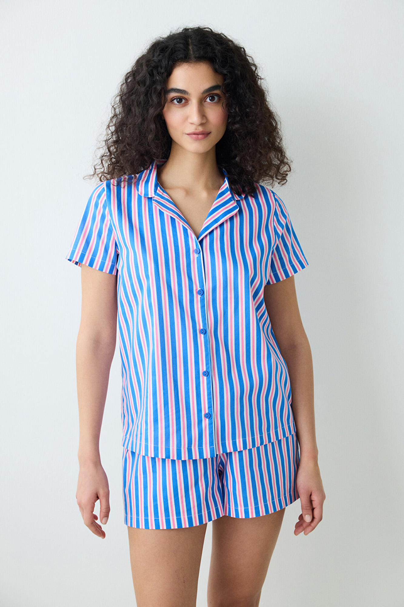 Conjunto de pijama camisero corto rayas azul | Pijamas de Mujer ...