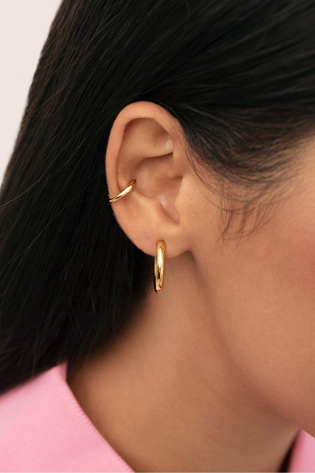 Einzelner Ear Cuff mit Tropfen-Design aus vergoldetem Silber ...