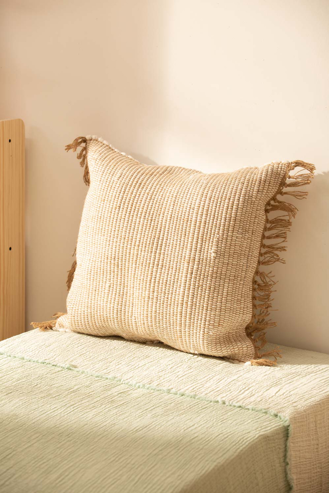 Funda de cojín algodón y yute Crema 45x45 | Textil para salón | WomenSecret